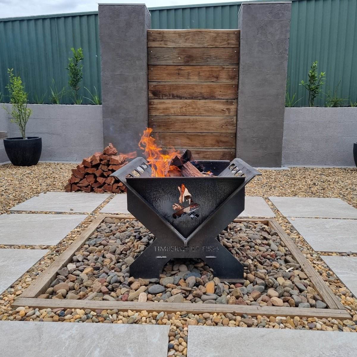 Fire Pits Collection | Cast Iron, BBQ & More | Outdoorium